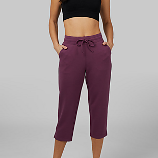 32 Degrees Studio Tech Capris $15
